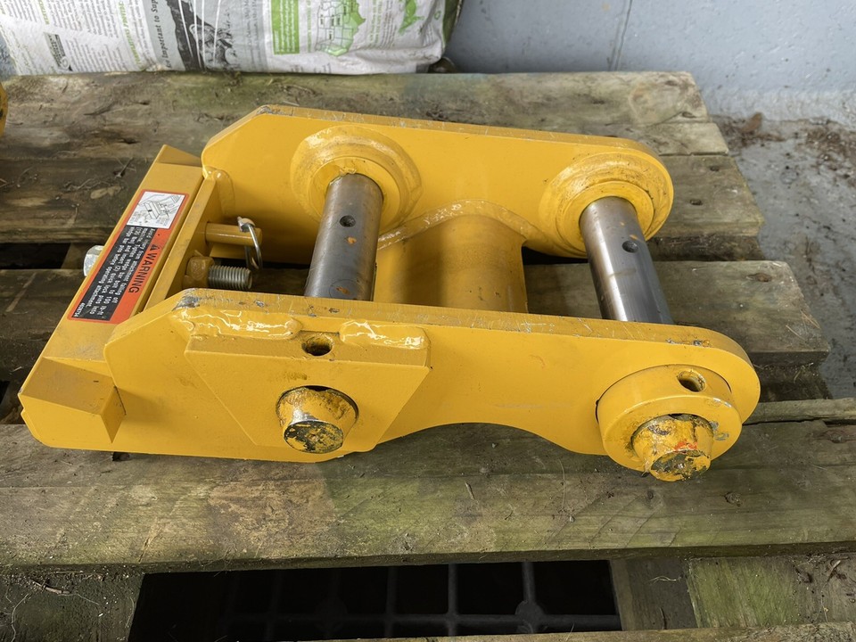 John Deere 35 ZTS C D G 30 Excavator Manual Wedge Quick Coupler | eBay