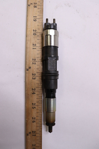 Fuel Injector 095000-6490 DZ100217 RE529118 For John Deere 4045T 6068T ...