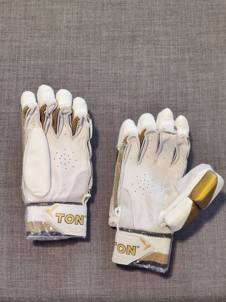 SS Ton Gold Edition Cricket Batting Gloves RH (NEW!!) | eBay