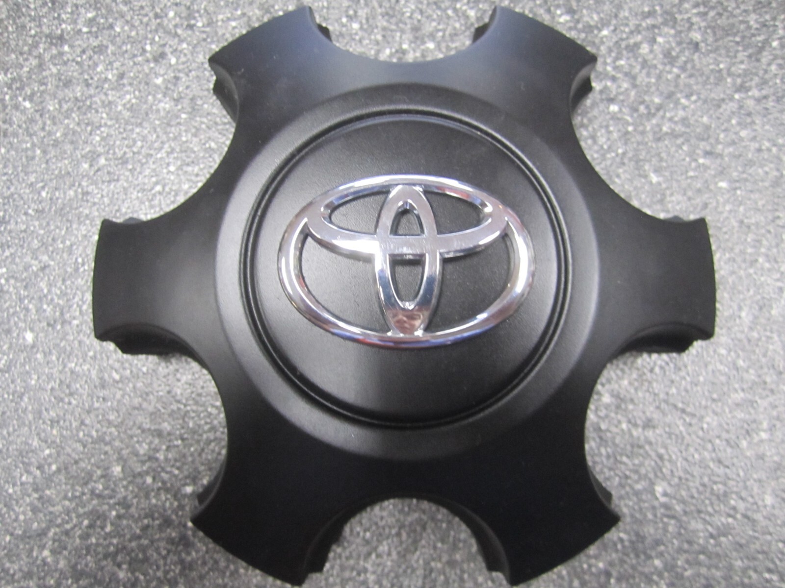 Genuine+Toyota+Tacoma+Wheel+Center+Cap+OE+PT28035160CC for sale online ...