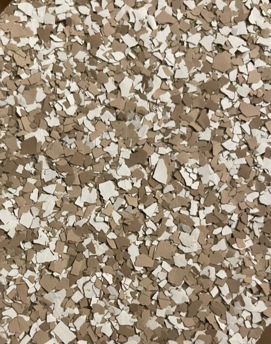 5 Lbs SddlTan, Beige, Brown & White Vinyl Chips/Flakes in 1/4 Size. | eBay