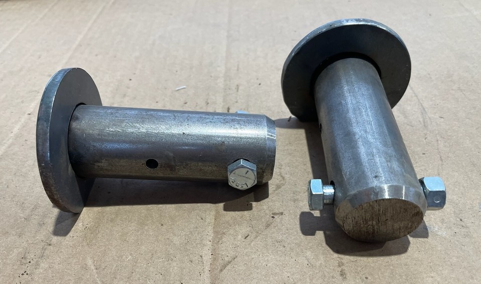 Heavy Duty Greaseable Pivot Pins 1.5" x 4" with 7/16" .4375" hole | eBay