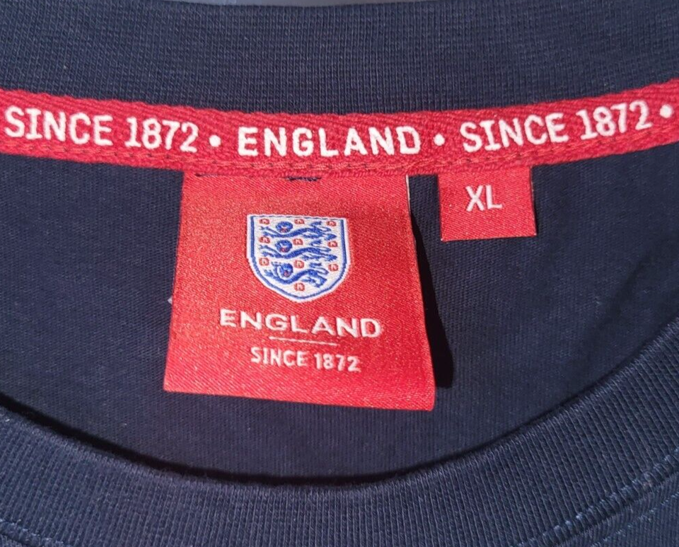 Mens Football T-Shirt - England - Navy Blue - Large England Badge ...