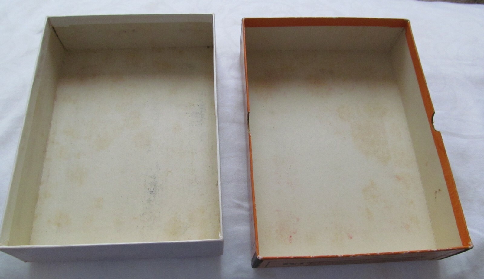 VINTAGE EMPTY GOLF BALL BOX TO HOLD A DOZEN W. F. FISHER REPAINT DIMPLE ...