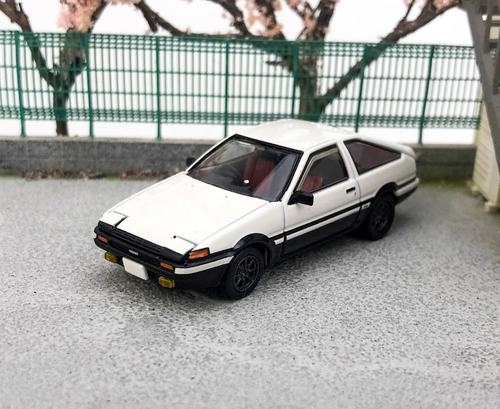 HJ 1:64 JDM White AE86 Trueno Engine Initial D Model Diecast Metal Car ...