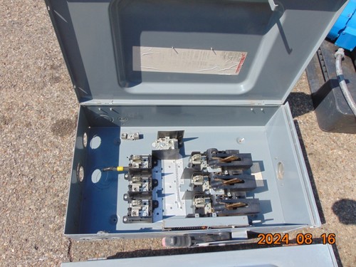 (1) SQUARE D H364NRB 200A FUSIBLE HEAVY DUTY SAFETY SWITCH 600V 3R ...