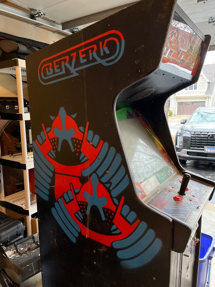 BERZERK ARCADE MACHINE by STERN 1980-needs rehab/non working | eBay