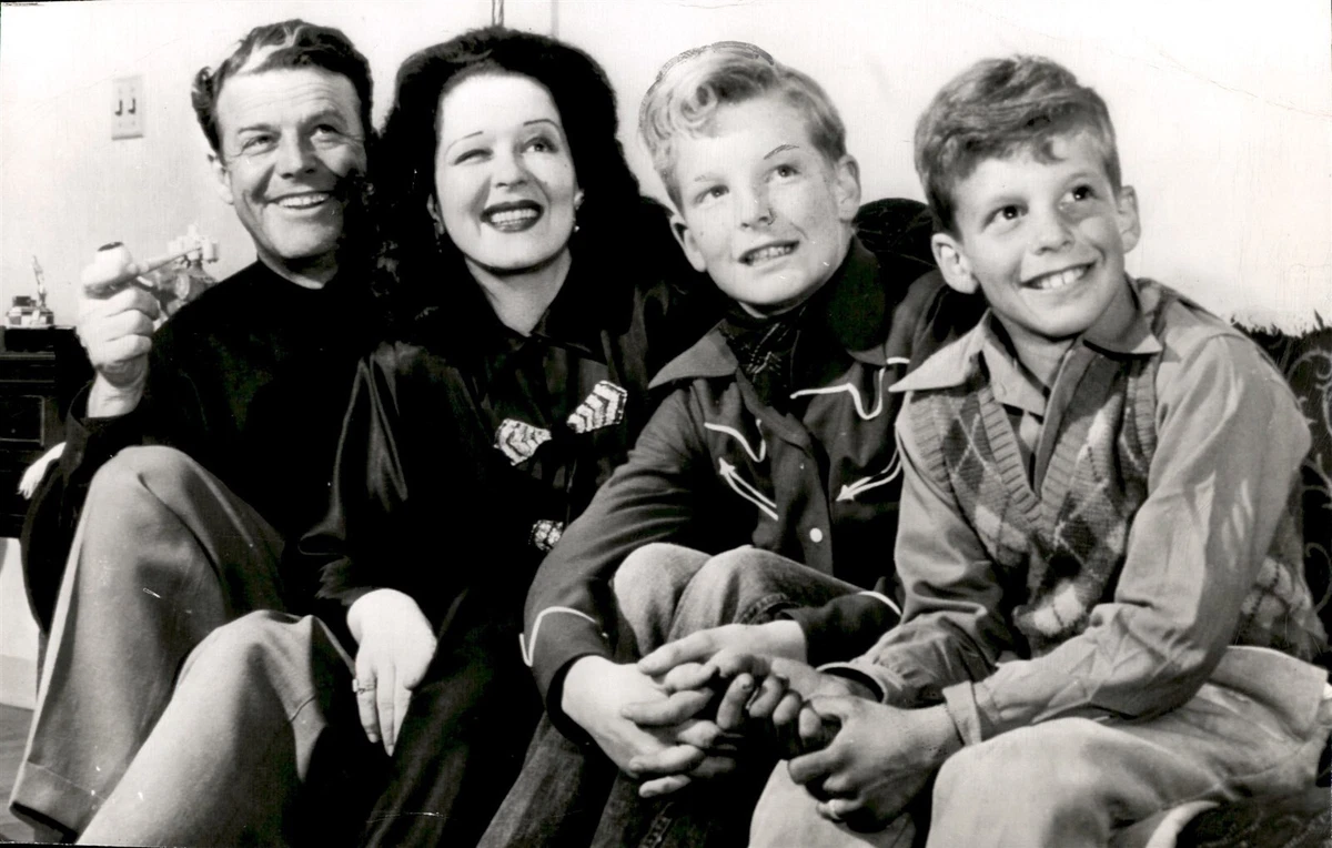 Clara Bow And Rex Bell