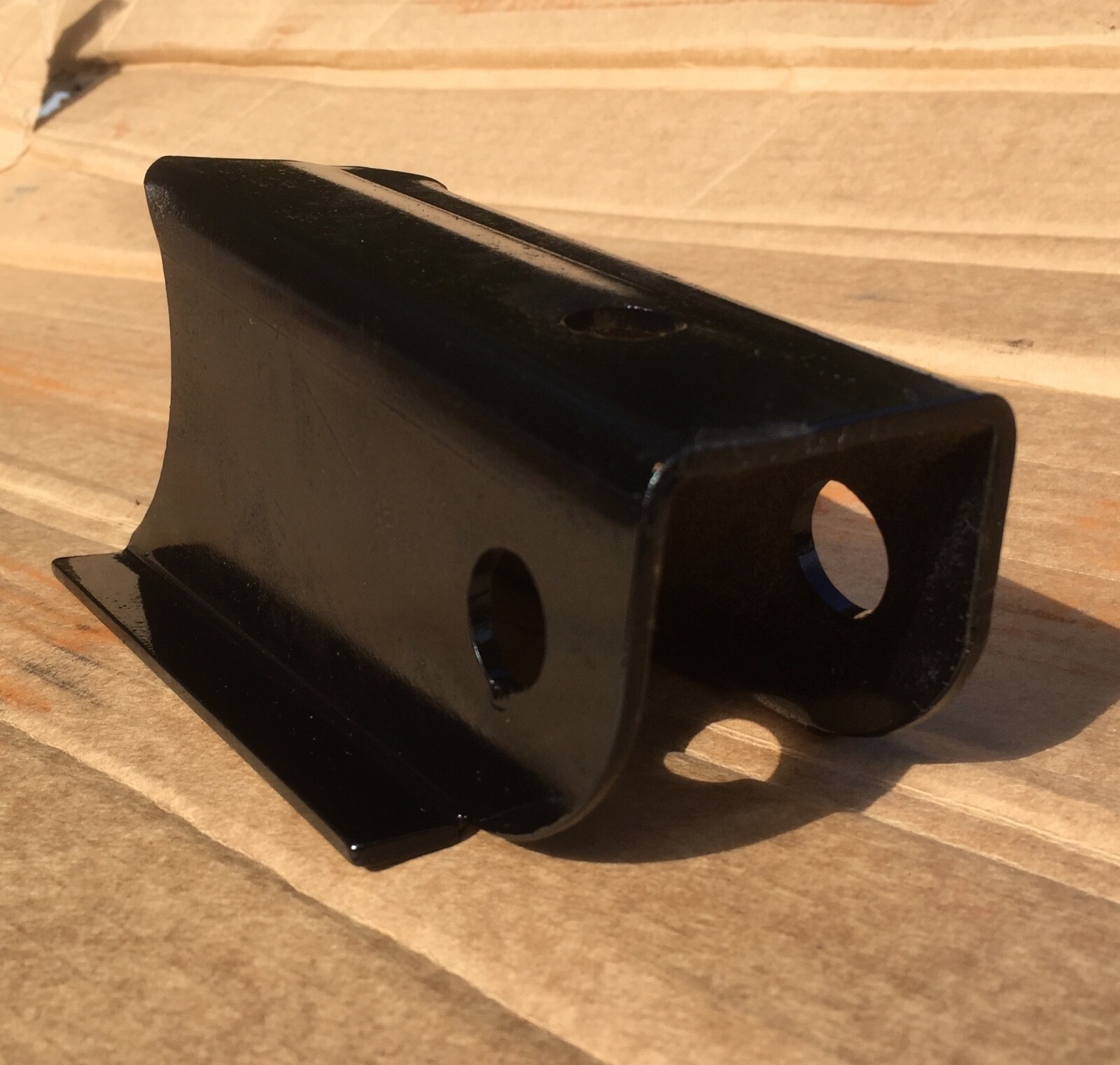 Chevrolet silverado/gmc sierra Rear upper Shock Mount 2007-2017- 1500 ...