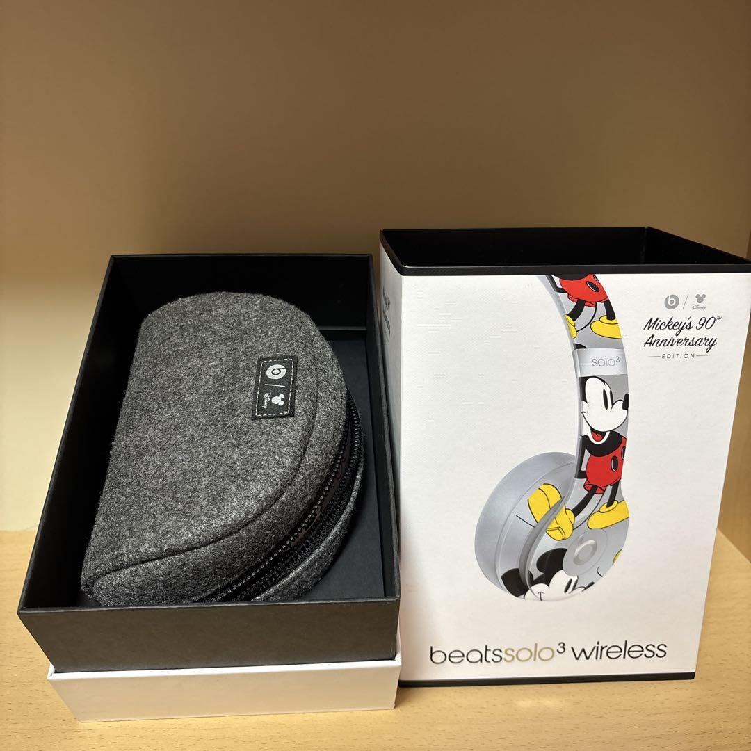 Beats Solo3 Wireless Mickey Mouse 90th Anniversary Limited Beats Solo3 Wireless Mickey Mouse 90th Anniversary Limited
