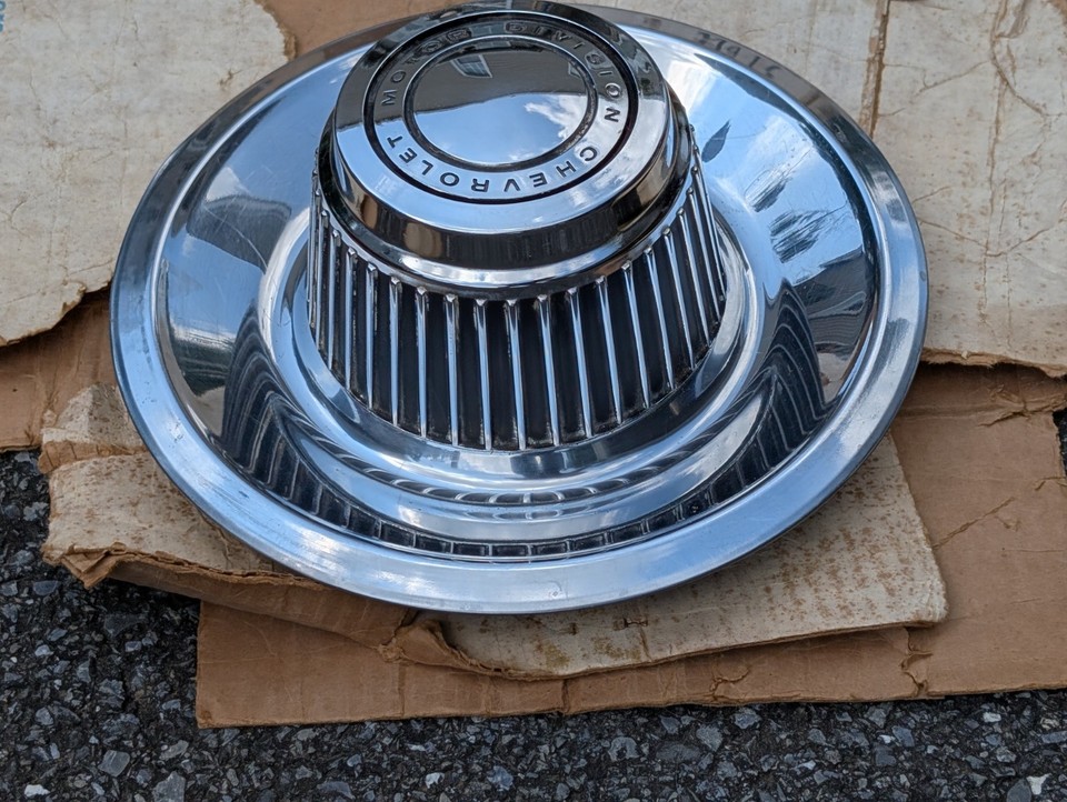 B 3 Corvette Rally Wheel Cover Cap - 1968-82 - NOS - GM# 3925801 ...