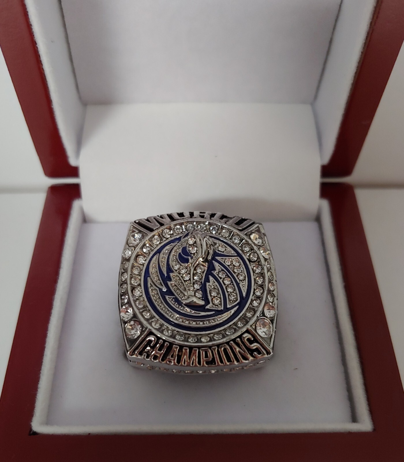 Dirk Nowitzki - 2011 Dallas Mavericks Championship Ring With Wooden ...