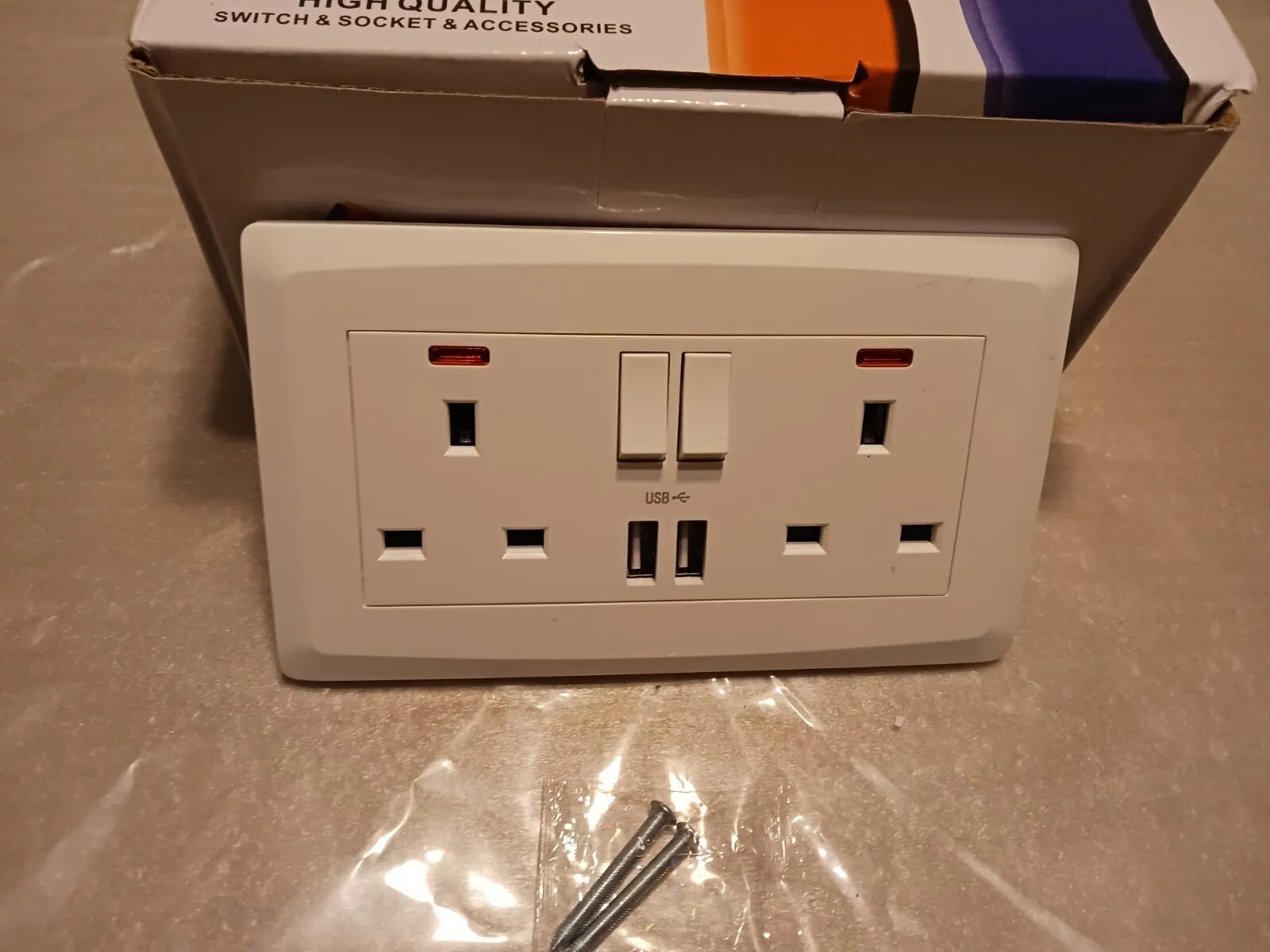 Double USB Wall Socket 2 Gang 13A with 2 Charger USB Ports Outlets Flat ...