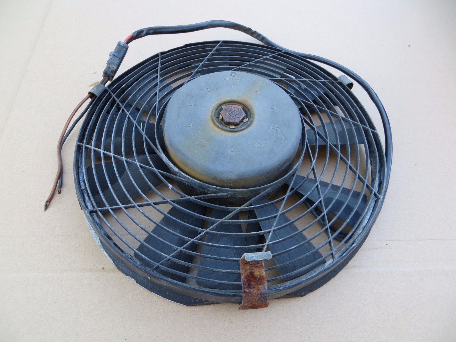 Mercedes Benz W123 240D 300D Turbo Radiator Fan Electric Motor BOSCH ...