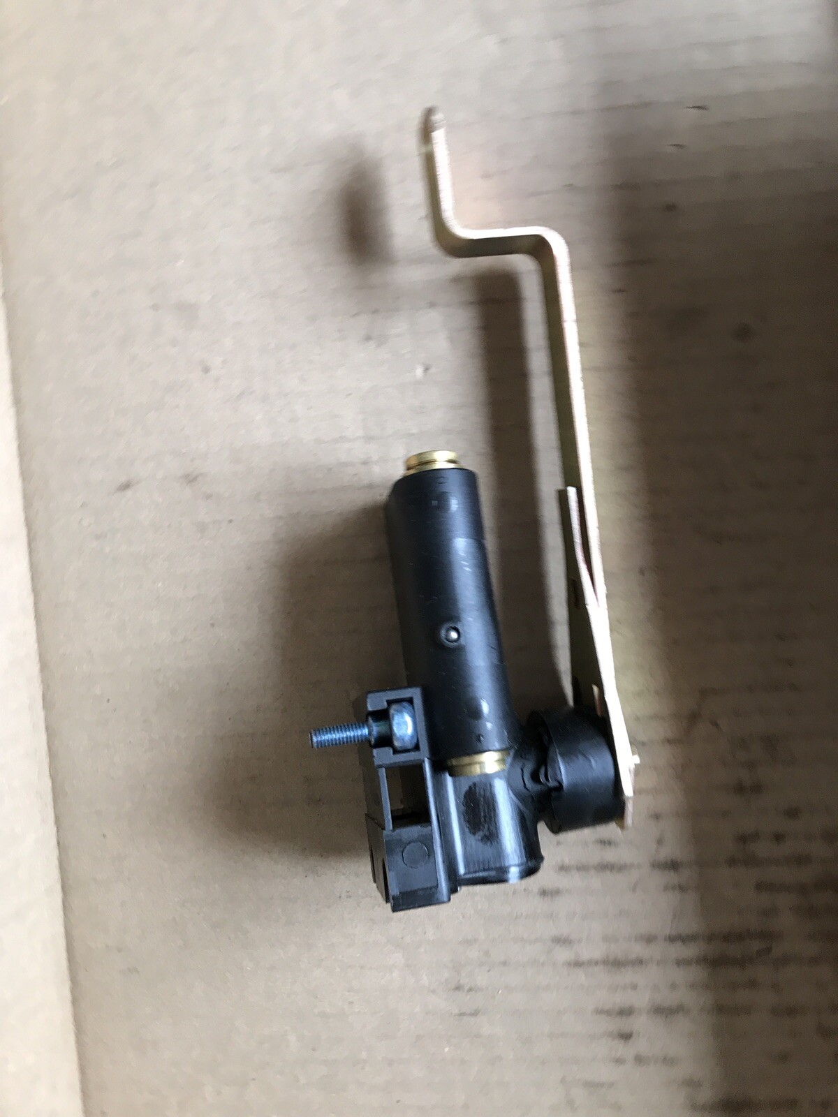 2607234C91, 4C4Z-5A712-C New OEM International Interior Air Leveler Kit ...