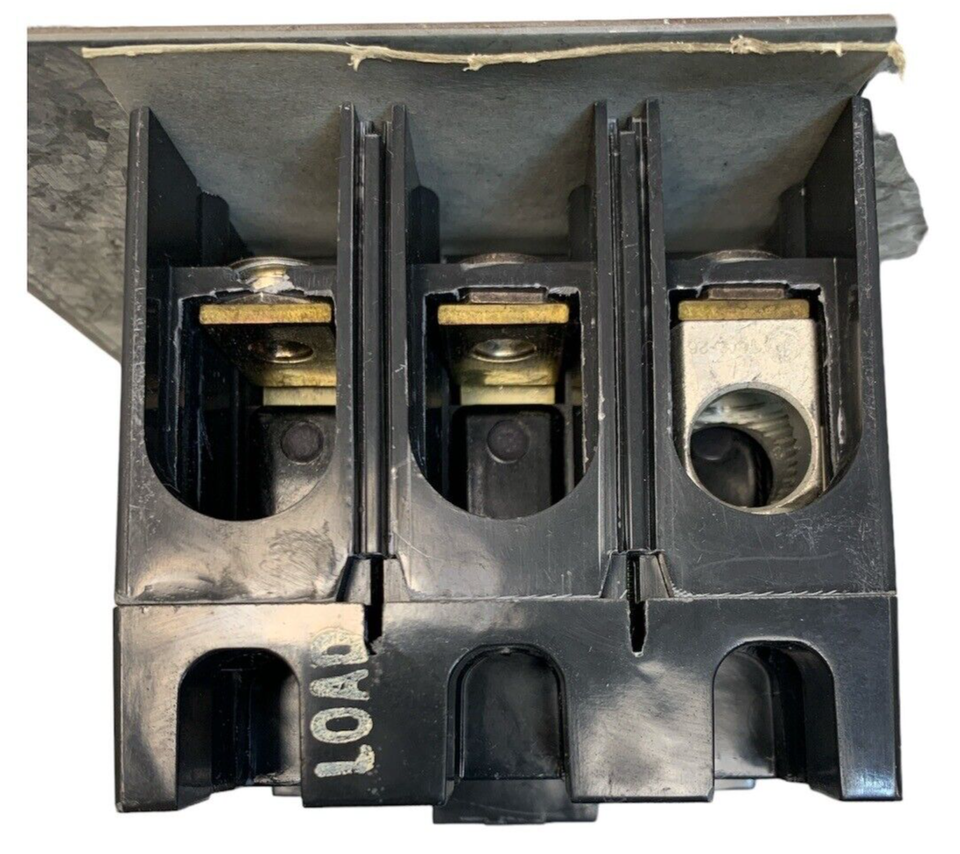 * GE TFK236F000 INDUSTRIAL CIRCUIT BREAKER FRAME, TCAL24 225AMP 600 VAC ...