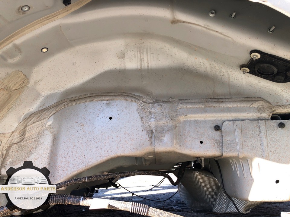 2017-2023 LAND ROVER DISCOVERY LEFT DRIVER REAR QUARTER PANEL BODY ...