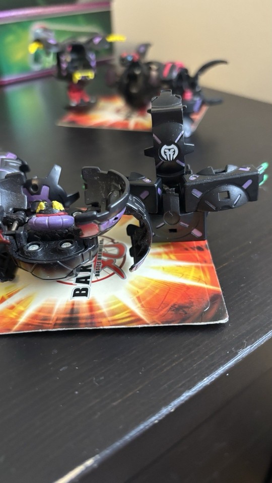 Lot Of 6 B2 Darkus Bakugan And Stack Of Random Cards, Description Has ...