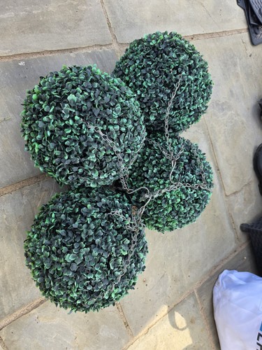 4 x Faux Topiary Garden Balls 30 CM | eBay UK