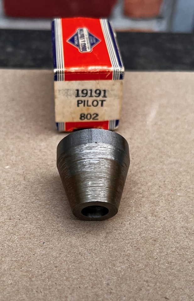 Briggs & Stratton Pilot Bushing #19191 | eBay