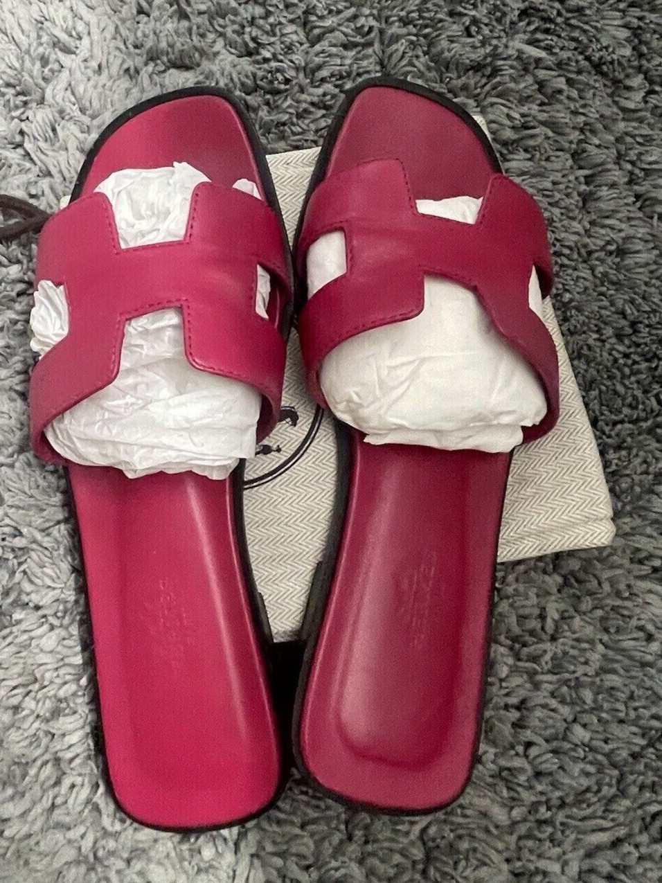 Hermes Oran Slides Sandals Deep Rose Fuchsia size 37 - Gem