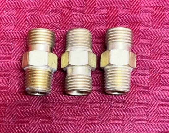 WESTERN ENTERPRISE REGULATOR OUTLET BUSHING 32, 1/4" NPT, 200 PSI, *LOT ...