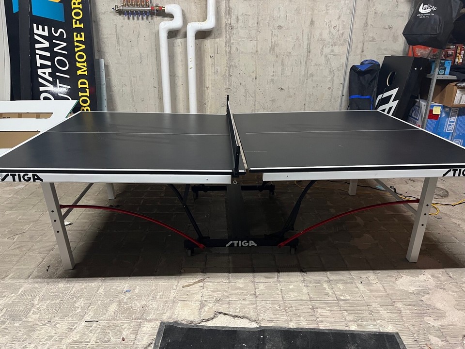 Stiga Ping Pong Table | eBay