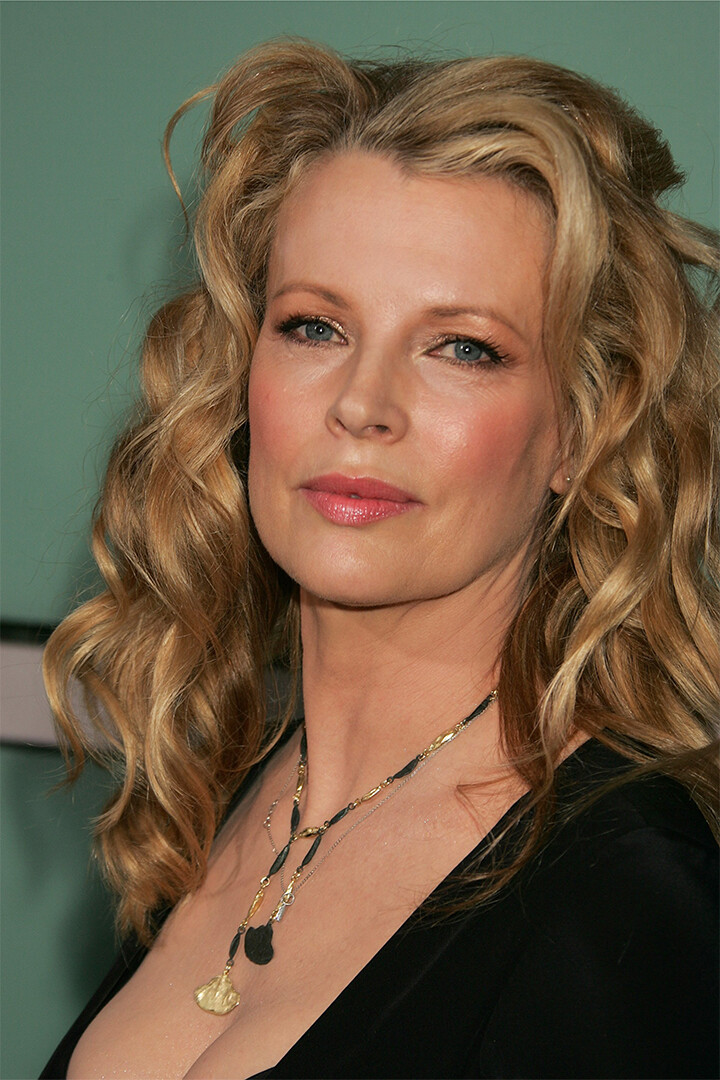Kim Basinger 1990s