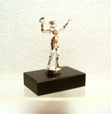 FOOTBALL QUARTERBACK , VINTAGE FOOTBALL TROPHY | eBay