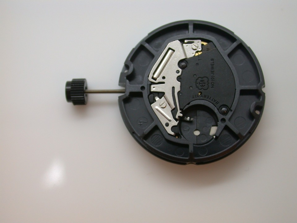 ETA MOVEMENT 805.112 DT 4:30 - BRAND NEW COMES TESTED WITH BATTERY NEW ...