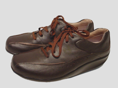 New Balance Aravon Laney Oxford w/ Stridarc Rocker sole Women's Size 8. ...