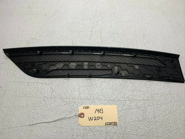 MERCEDES C300 C350 Dash Upper Air Vent Cover Left 2046801707 for sale ...