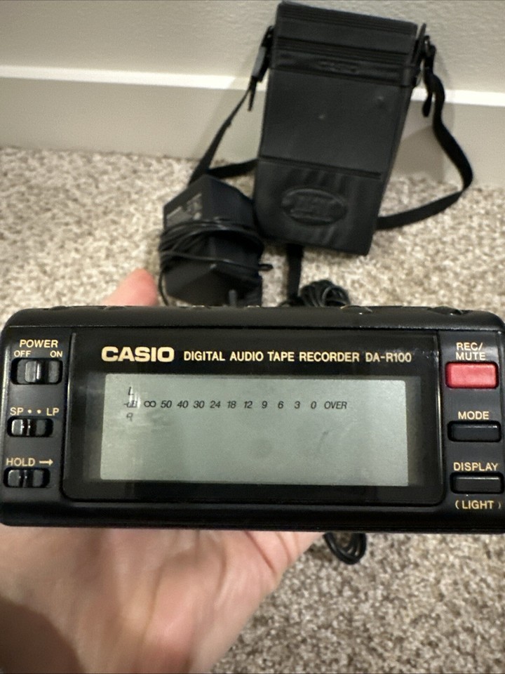 CASIO DA-R100 DAT Portable Recorder Player Very Rare With Accessories ...
