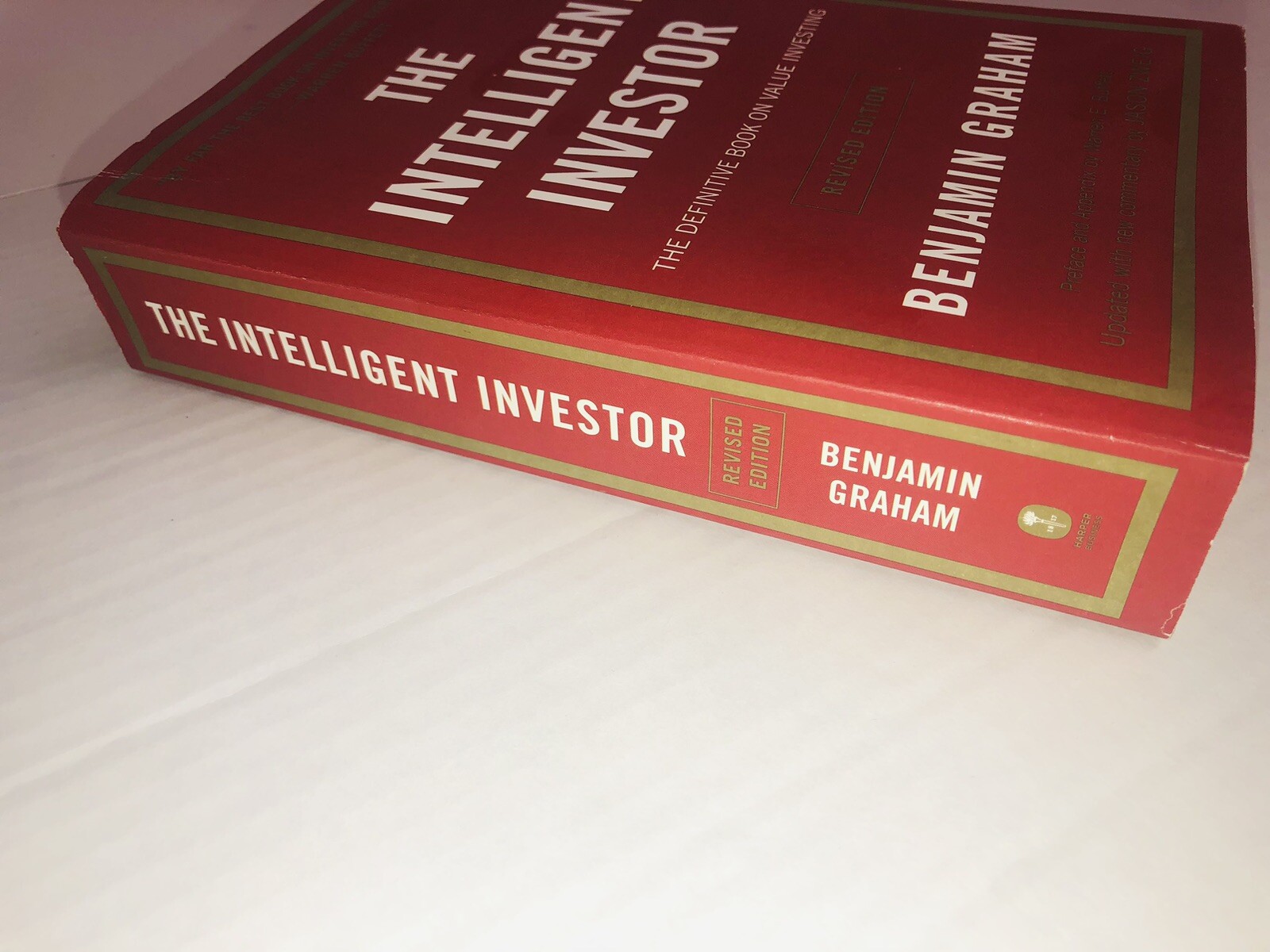 The Intelligent Investor: The Definitive Book on Value Investing by ...