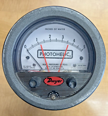Gauges - Photohelic Gauge