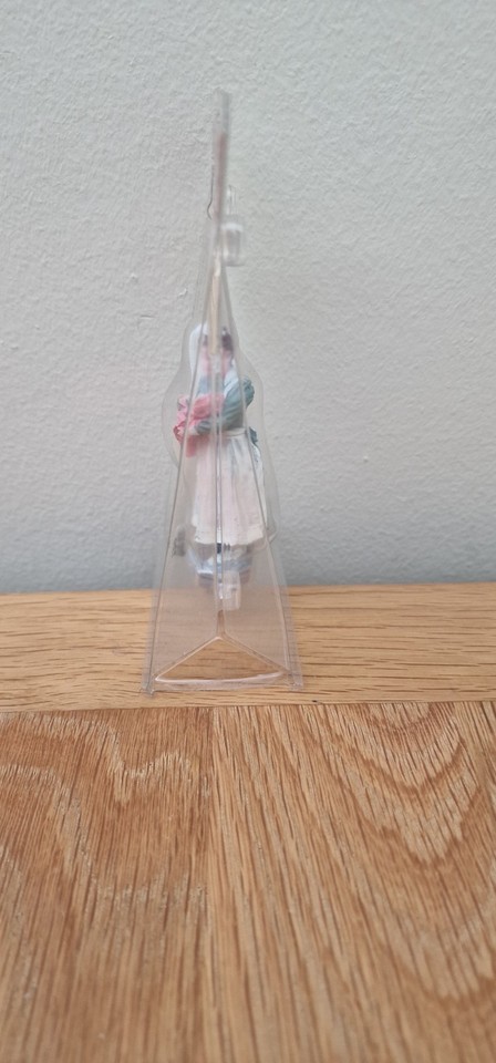 Lemax Nurse 52013 Christmas Village Figures Hospital Sister Baby NEW ...