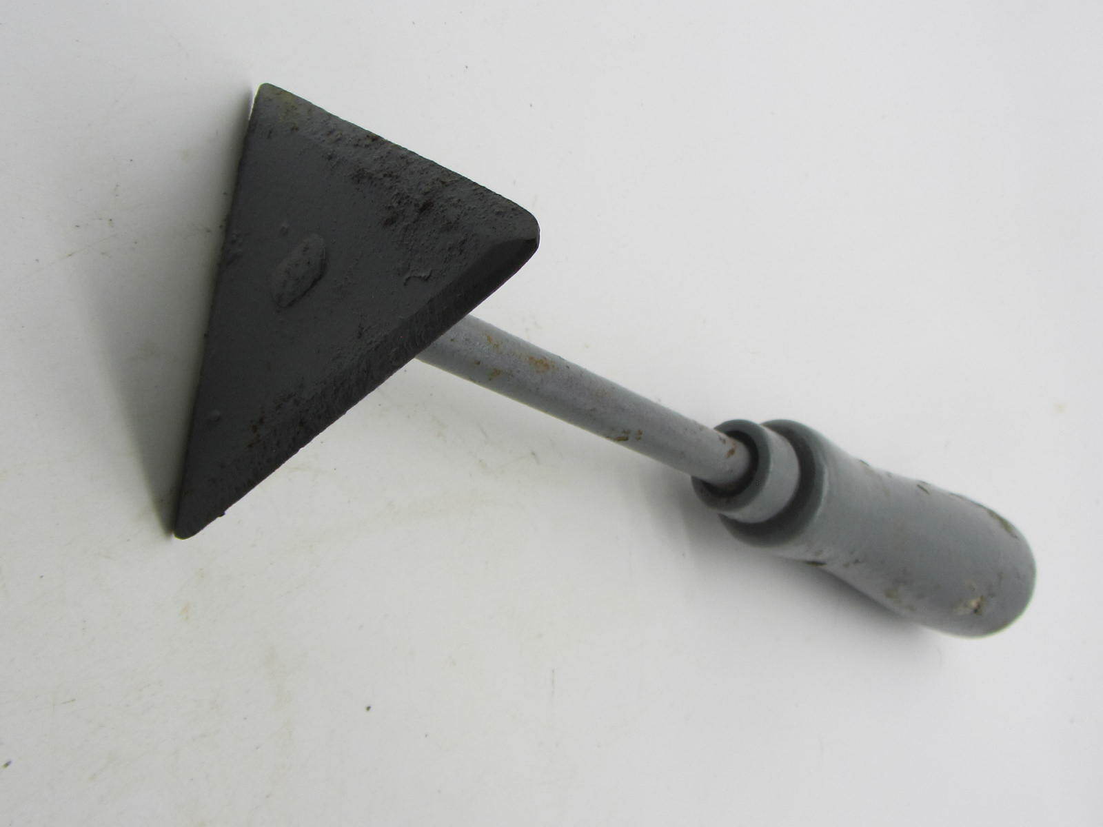 Vintage Triangular Paint Scraper Wood Handle 8.75" End to End 2 3/4 ...