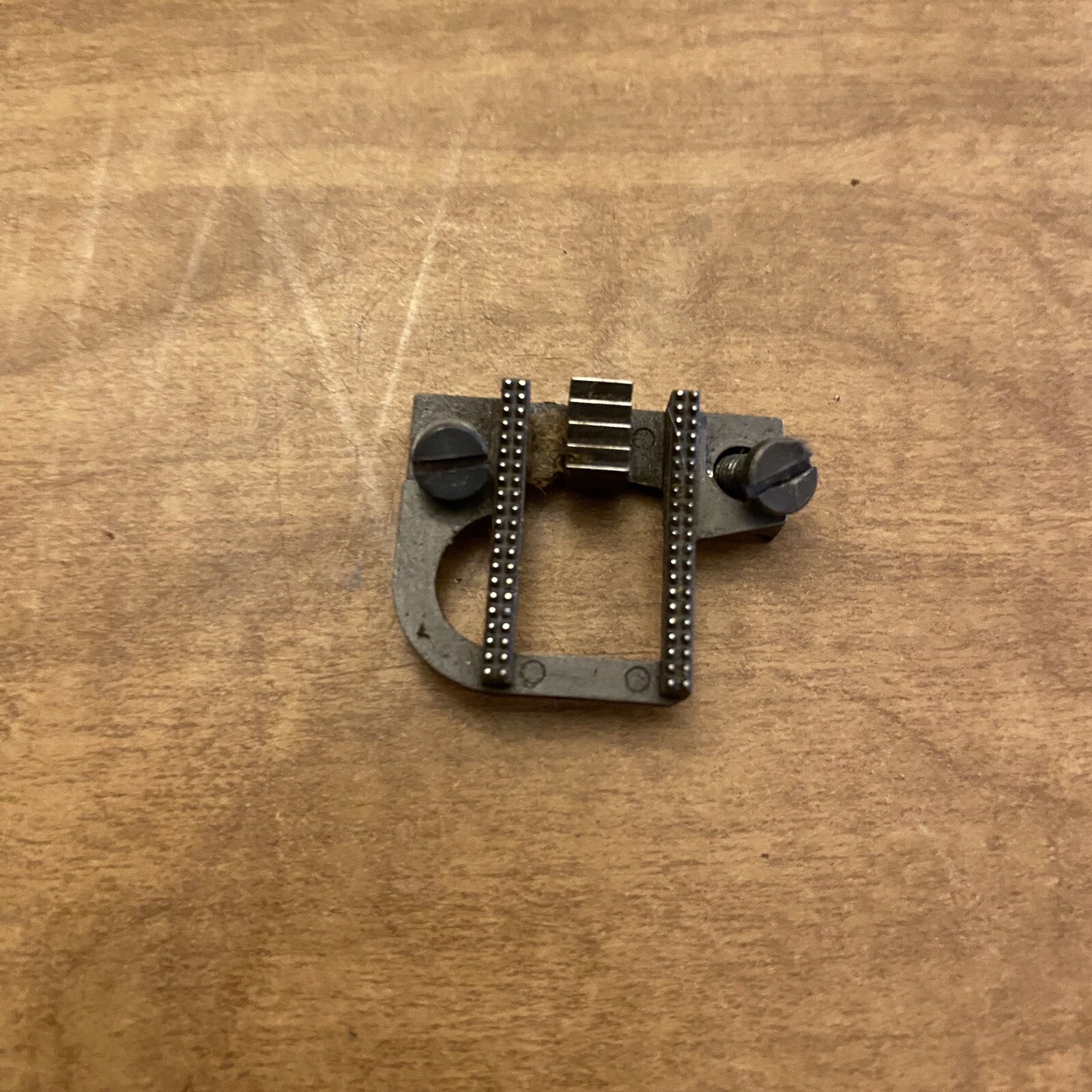 Singer 717 Sewing Machine Replacement OEM Part Feed Dog | eBay