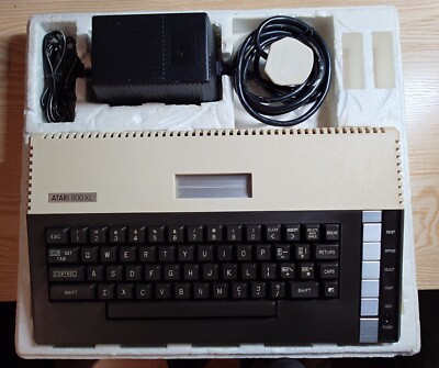 Atari 800xl computer - boxed, working with one game and cassette player ...