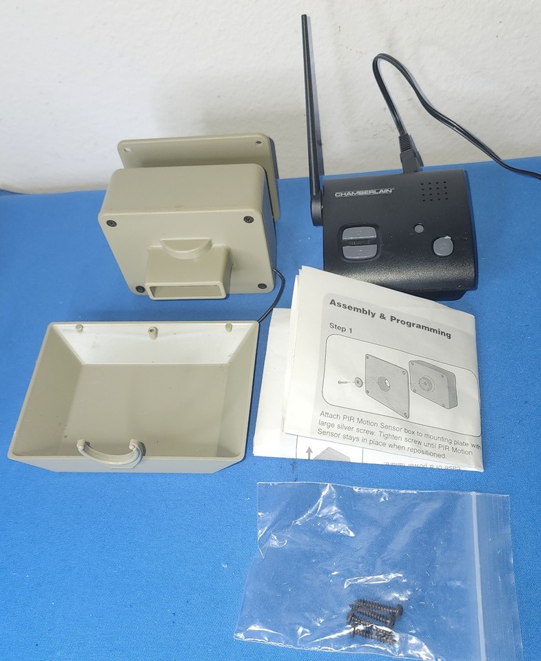 Chamberlain CWA2000 Outdoor Wireless Motion Alert Sensor With ...