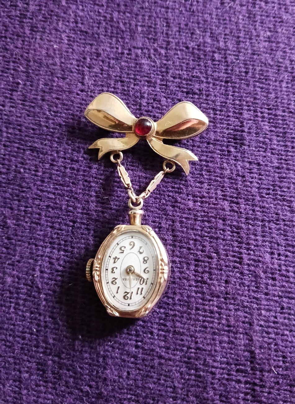 WORKING Banner Acme 10K Gold Watch Brooch Pin Bow Flo… - Gem