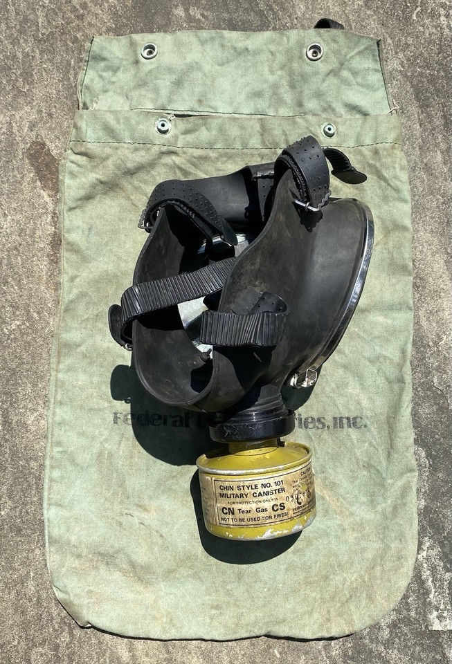 Vintage Acme FullVision No. 8 Gas Mask w/ Filter & Bag (1977-78) | eBay