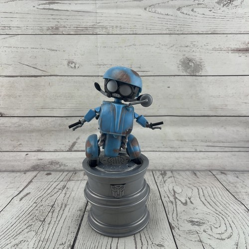 Transformers The Last Knight Autobot Dancing Sqweeks Music Motion With ...