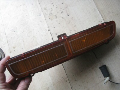 Chrysler Valiant CL CM LHF Indicator Housing and Lens - Refer ...