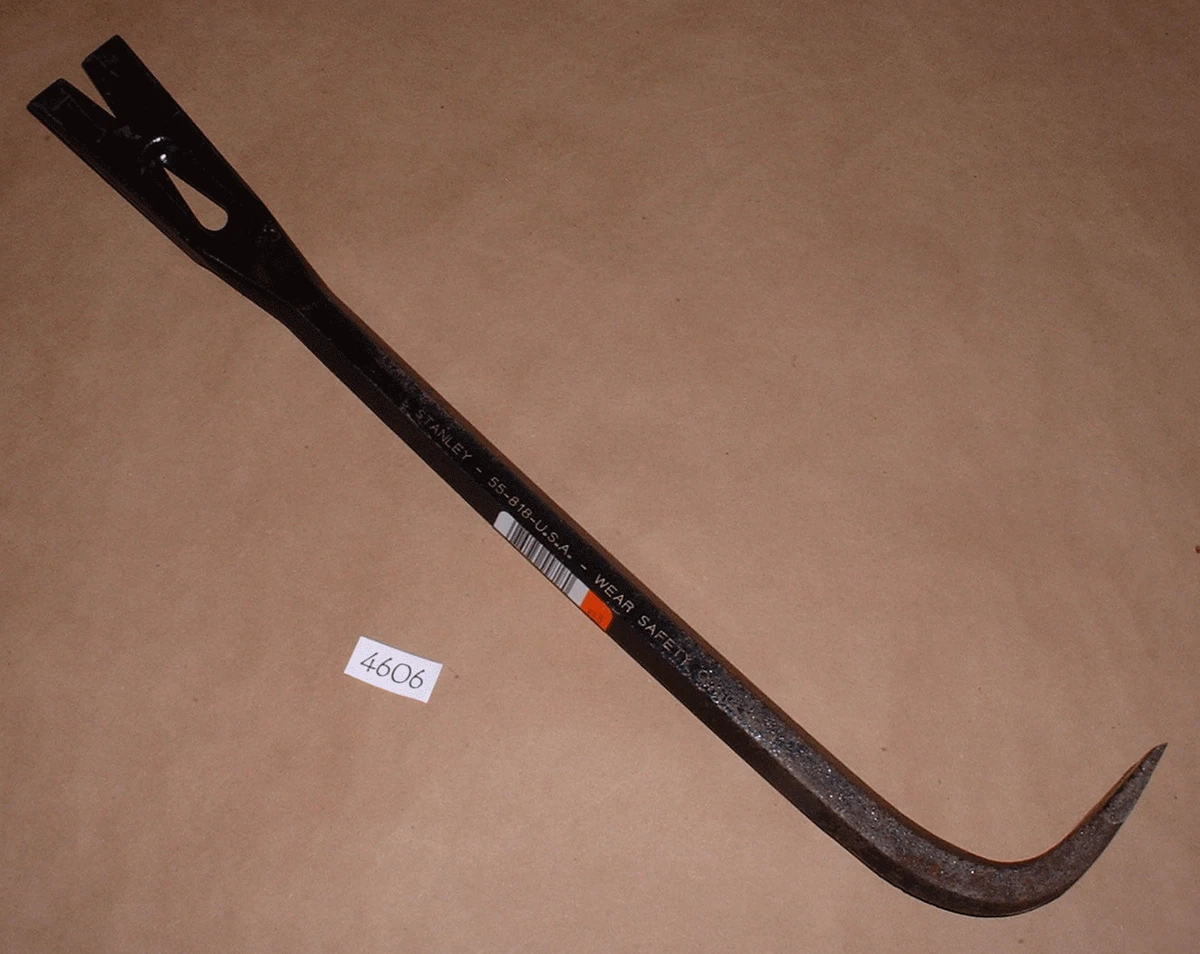 Stanley 30-inch Forged Hexagonal Steel Ripping Bar 55-130, 43% OFF