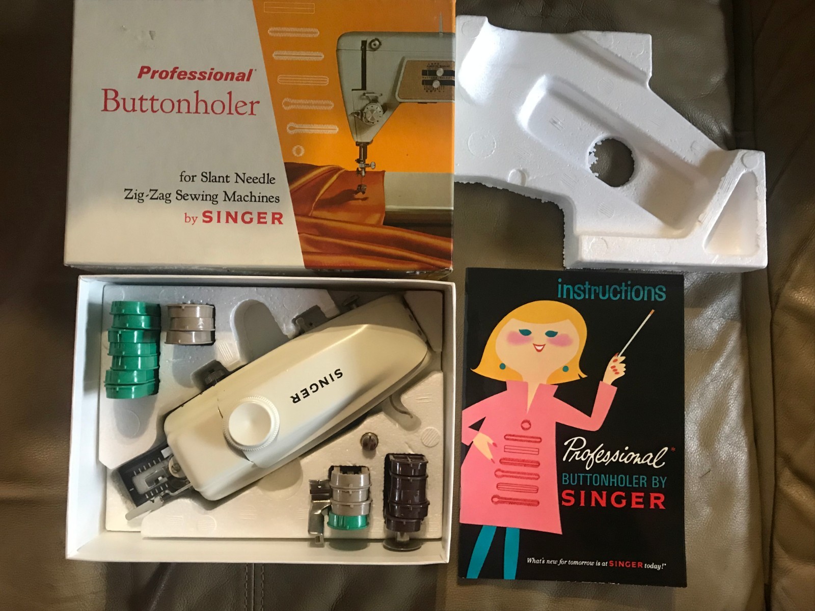 Singer Professional Buttonholer for slant or zig-zag machines^part ...