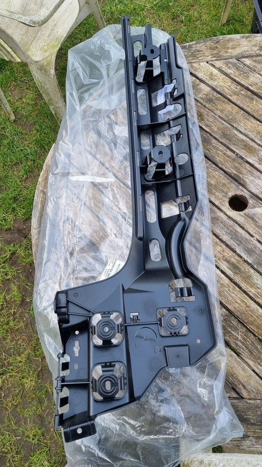 NEW BMW 3 G20 REAR RIGHT BUMPER BRACKET 51127469364 GENUINE 19-19NEW ...