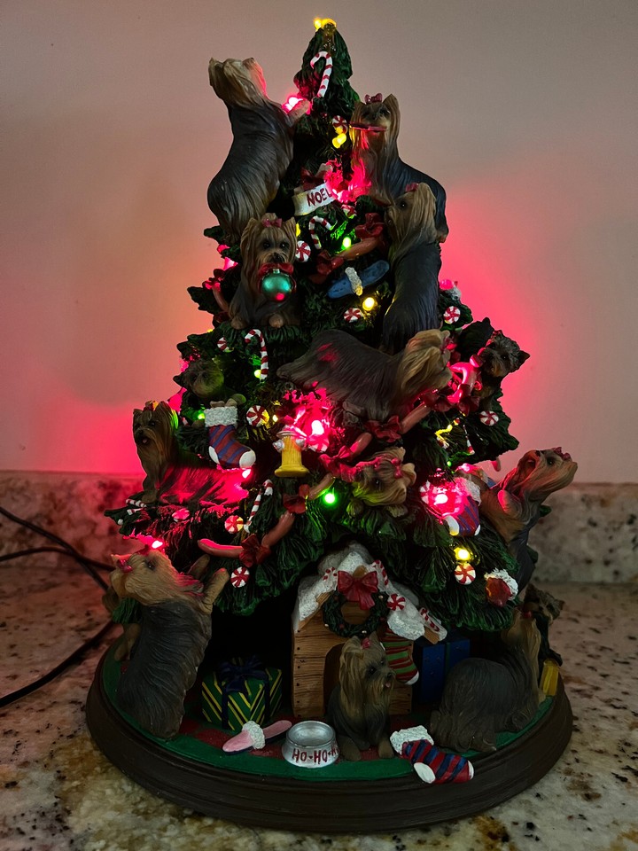 Danbury Mint Yorkie Christmas Tree Lighted Yorkshire Terrier Figurine ...