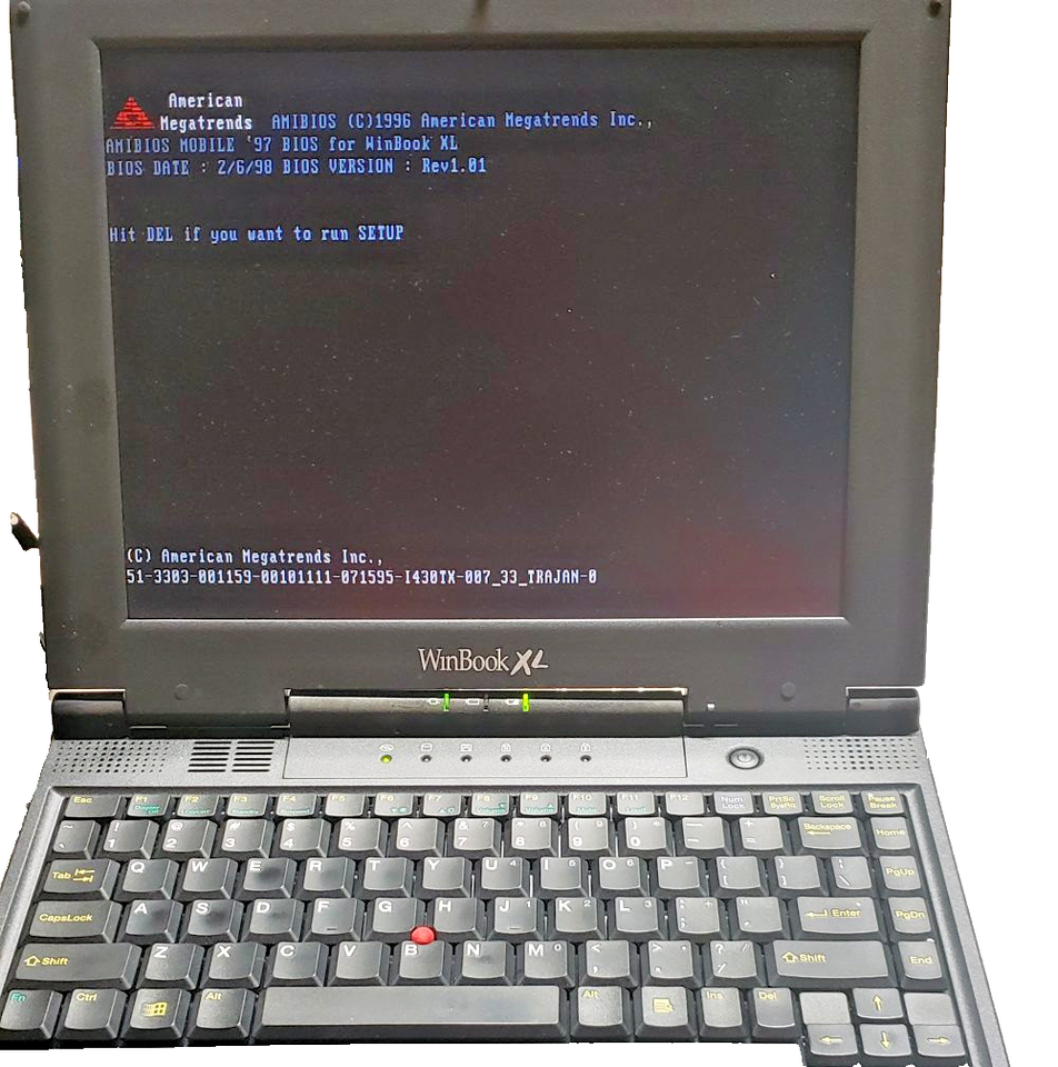 Vintage Winbook XL Laptop Pentium 233 MMX, bag and manual, Windows 95C ...