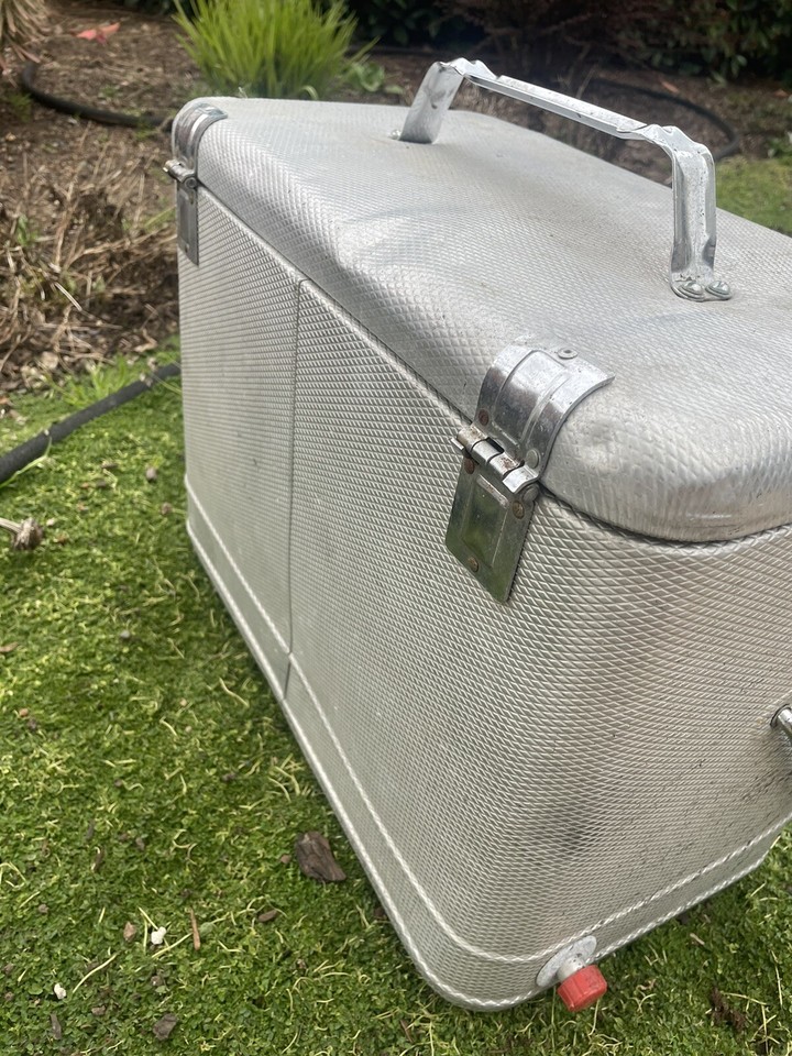 Vintage 1950s Knapp Monarch THERM-A-CHEST Aluminimum & Chrome Handle ...